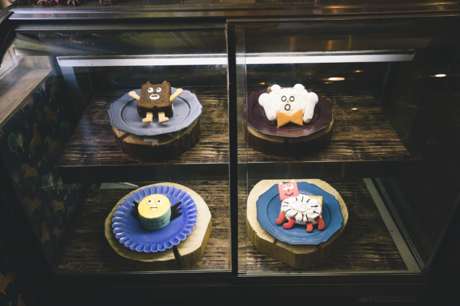 森の中に住むくまちゃんの親子が営む珈琲屋さんをイメージした『KUMA COFFEE』シリーズの制作秘話 | いろは出版株式会社
